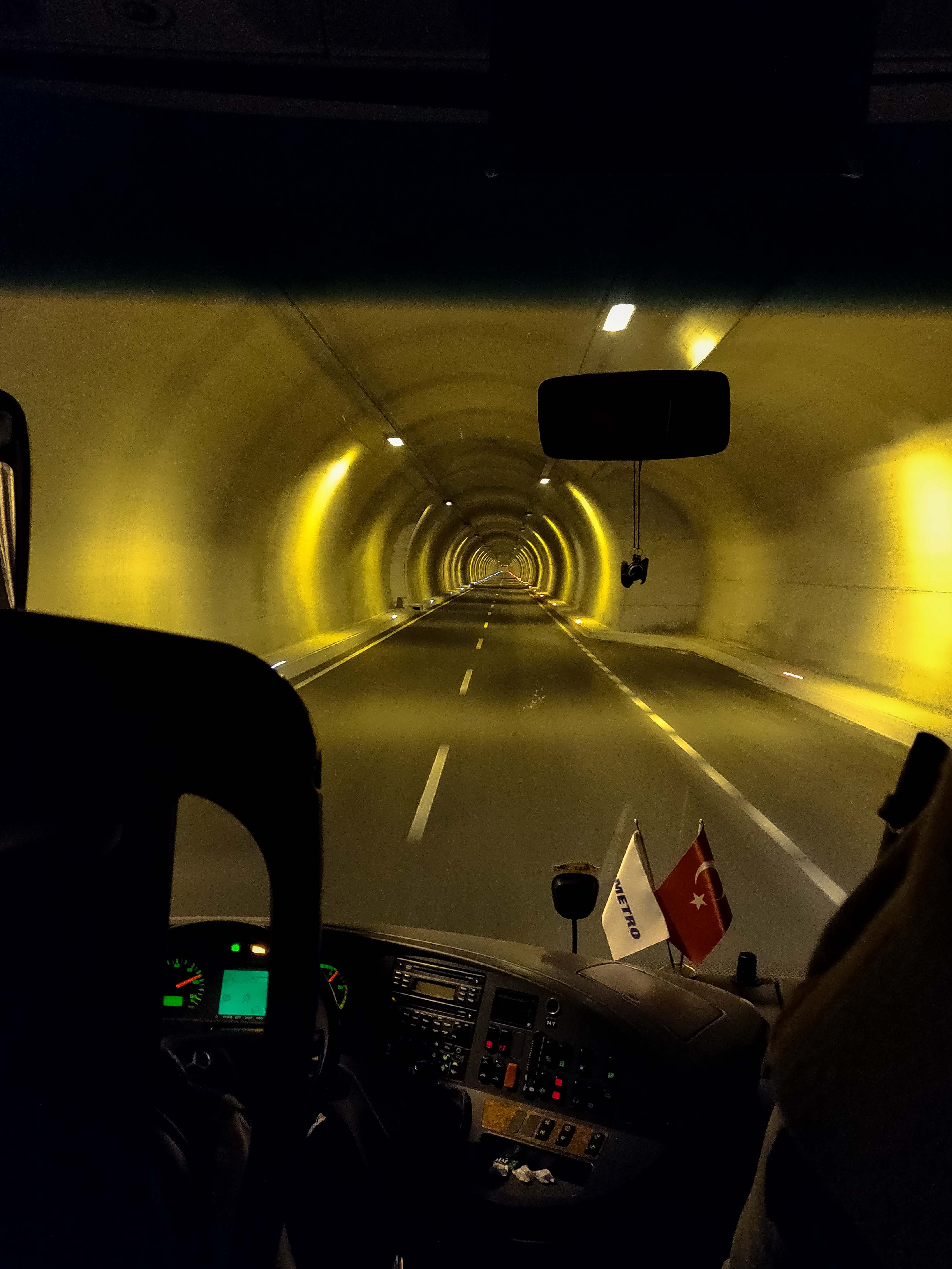 Of Breakfasts and Mountains : Van, Turkey – The Bum Who Travels